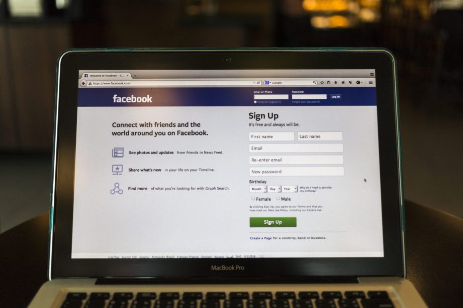 How to Create a High Converting Facebook Funnel in 4 Simple Steps